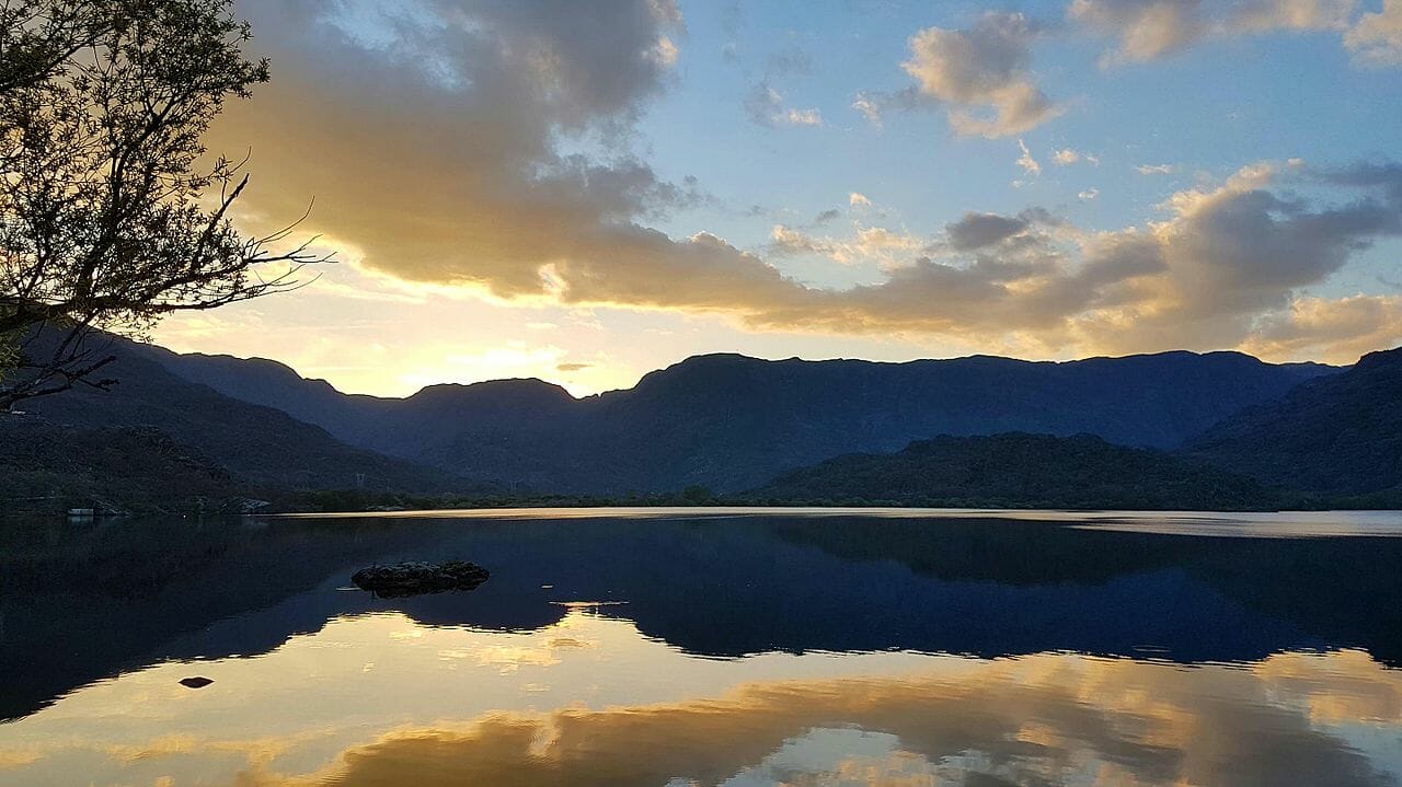 El lago de Sanabria: el lago más grande de España y su entorno natural ...