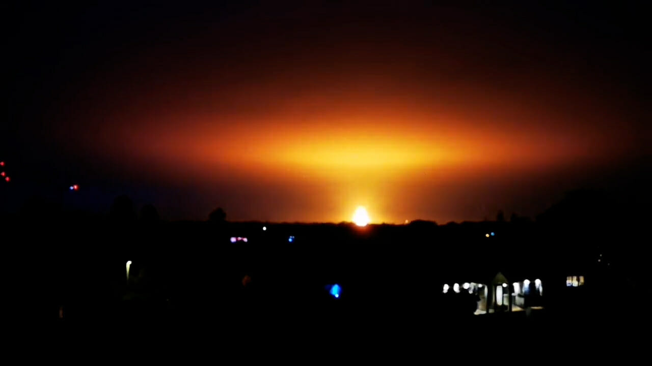 Un rayo provoca la explosión de un tanque de biogás en Oxford | Eltiempo.es