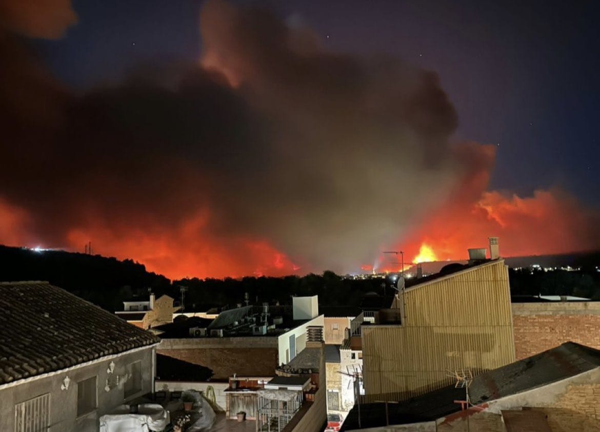Estabilizado el incendio de Tarragona tras calcinar más de 3.300 ...
