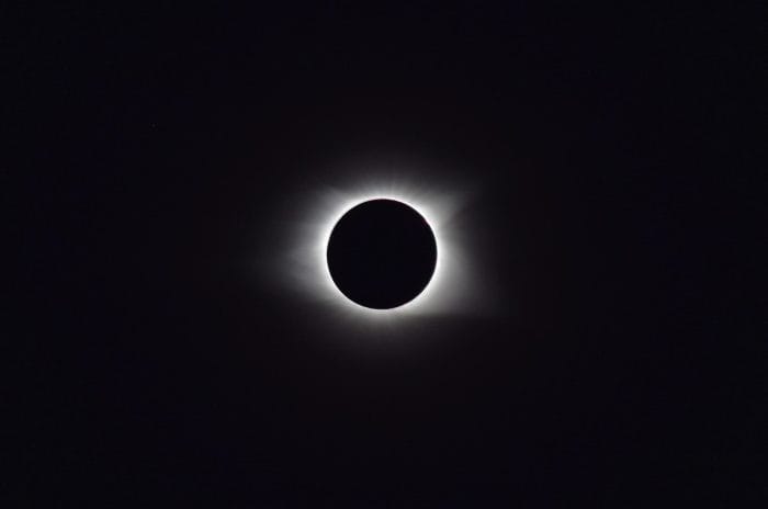 Eclipse solar del 12 de agosto de 2026 en León: cómo y cuándo verlo ...
