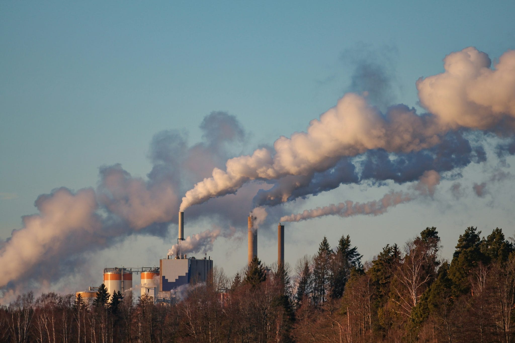 Récord mundial de CO₂ en 2025: más gases, más desigualdad, menos margen ...