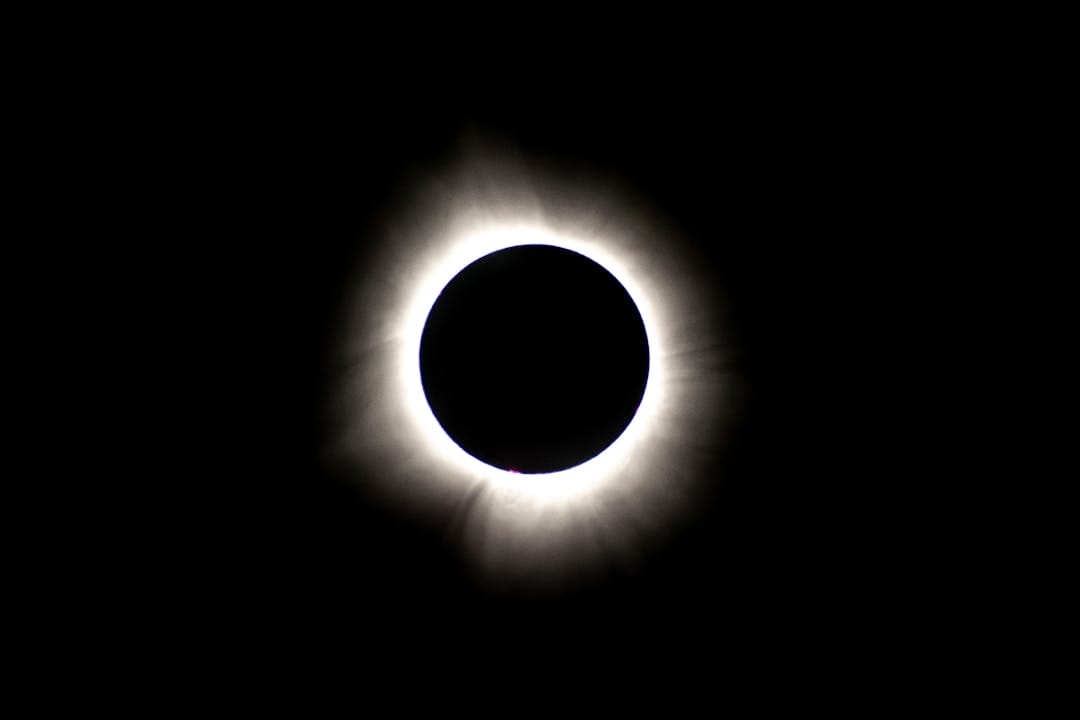 Eclipse solar del 12 de agosto de 2026 en Sevilla: cómo y cuándo verlo ...